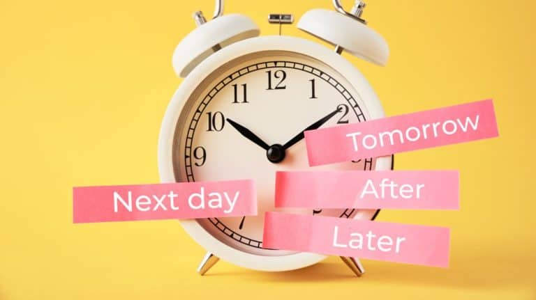 How to Stop Essay Writing Procrastination in 4 Simple Steps - How to ...